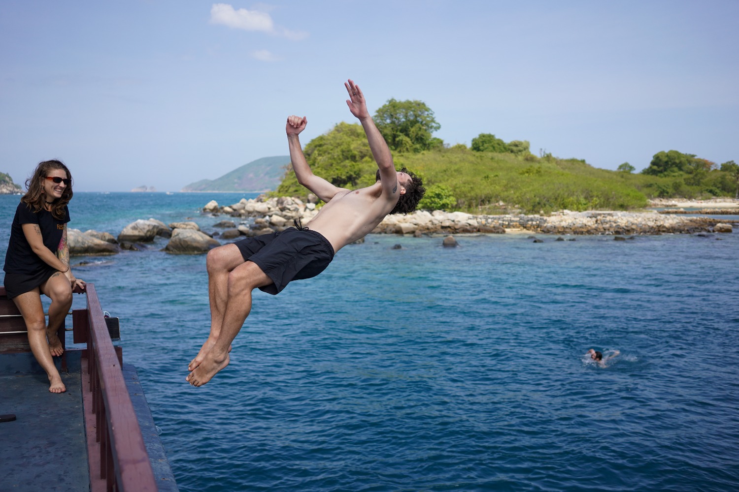 FUSE Cruise - Fuse Hostels & Travel